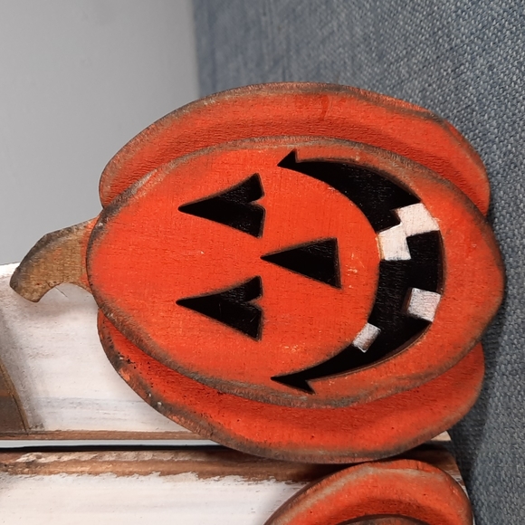 TII | Holiday | Wood Ghost Jack O Lantern Easel Halloween Decoration ...